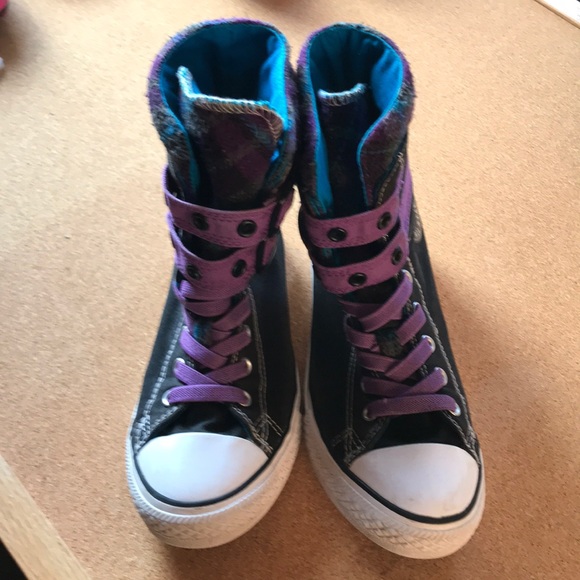 Converse | Shoes | Converse Little Girls Sized 3 High Top Sneakers ...